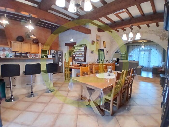 Maison à vendre - Jonquières-Saint-Vincent - 7 pièces - 4 chambres