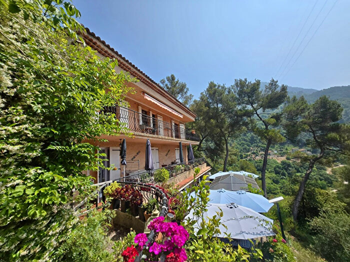 Appartement à vendre - Menton, Haut Borrigo, Saint-Paul-Garavan, Vallée de Gorbio - 5 pièces - 3 chambres