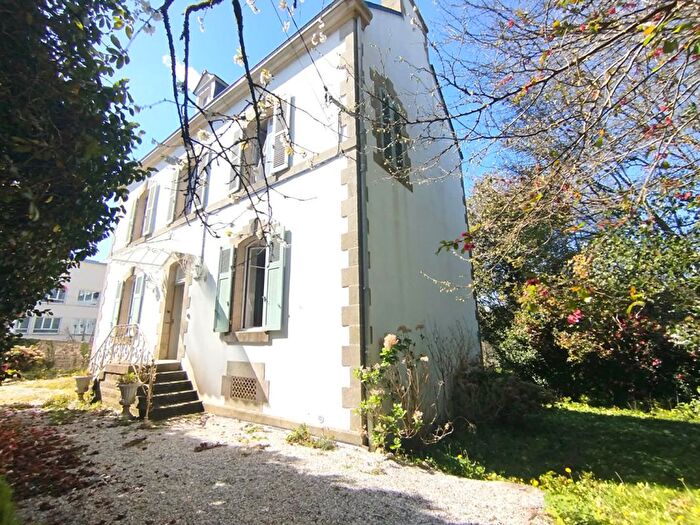 Maison 7 pièces à Guémené-sur-Scorff, à vendre