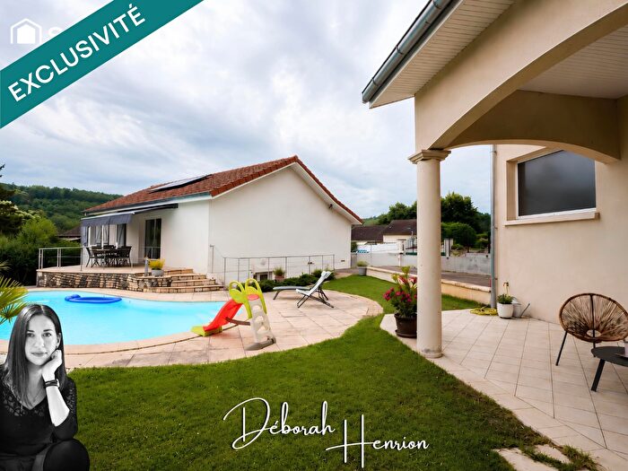 Maison 5 pièces à Vaulx-Milieu, à vendre