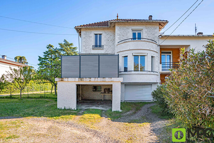 Villeneuve-sur-Lot, Saint-Etienne : Maison 4 pièces à vendre