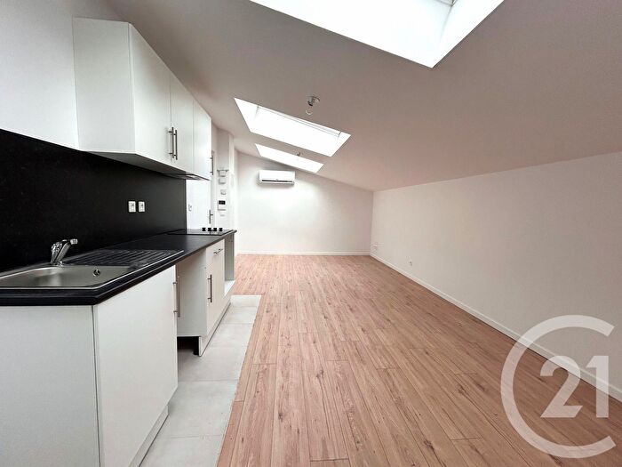 Appartement à vendre - Étampes, Centre-Ville - 1 pièce