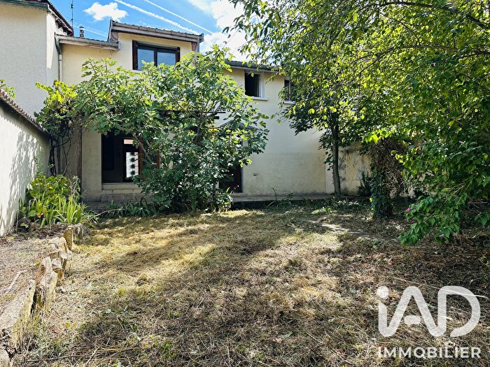 Maison 5 pièces à Bourgoin-Jallieu, Champfleuri et sa ceinture verte, à vendre