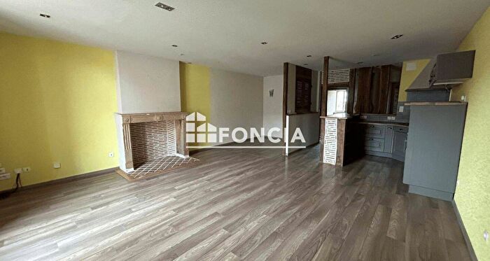 La Pacaudière : Appartement 3 pièces à louer