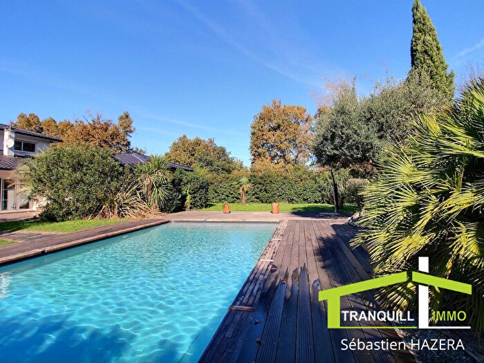 Maison à louer - Eysines, Le Vigean - 8 pièces - 5 chambres