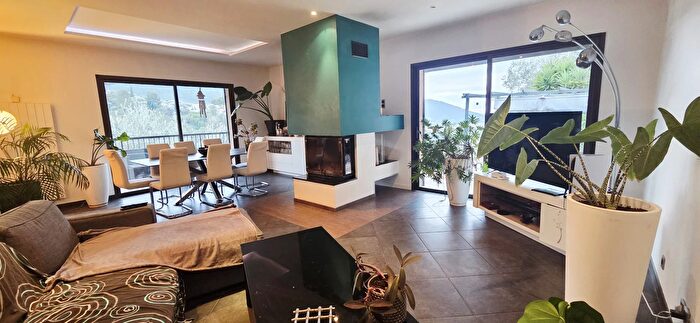 Maison à vendre - Drap - 4 pièces - 2 chambres