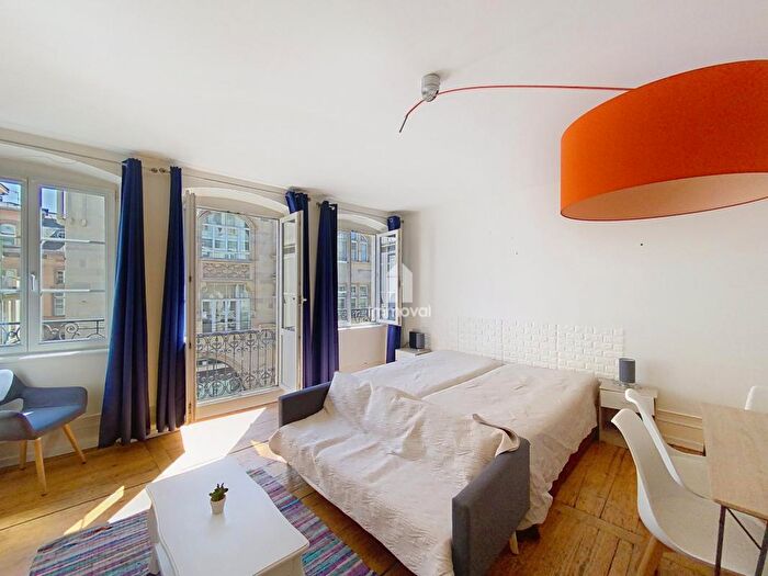 Appartement à vendre - Strasbourg, Centre-ville, Mairie - 3 pièces - 2 chambres