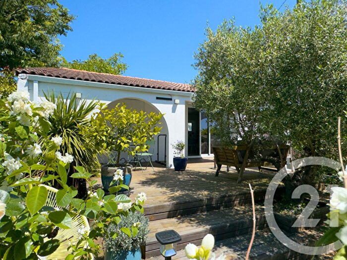 Lîle-dOlonne - Maison 5 pièces à vendre