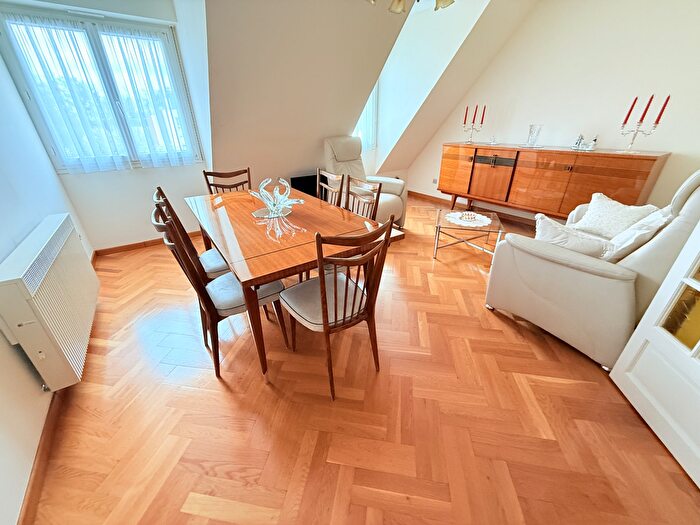 Appartement à vendre - Eckbolsheim - 2 pièces - 1 chambre