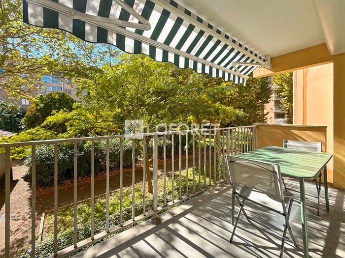 Appartement 4 pièces à Beausoleil, Nîmes, à louer