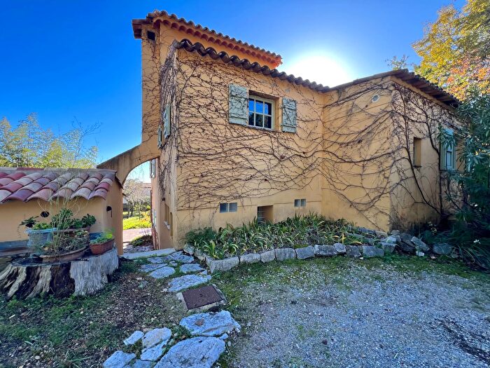 Maison à vendre - Tourrettes-sur-Loup - 1 pièce