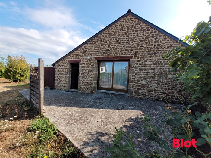 Maison 5 pièces à vendre à Saint-Jean-sur-Couesnon