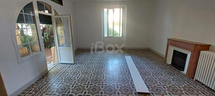 Maison 7 pièces à Ollioules, à louer