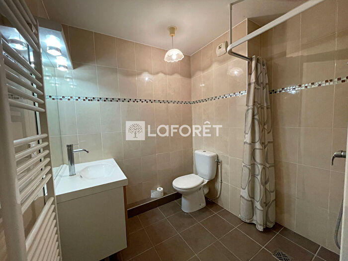 Appartement à louer - Collonges-au-Mont-dOr - 2 pièces - 1 chambre