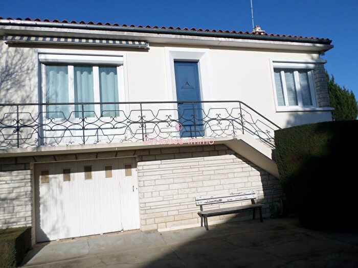 Maison à vendre - Soyaux - 6 pièces - 4 chambres