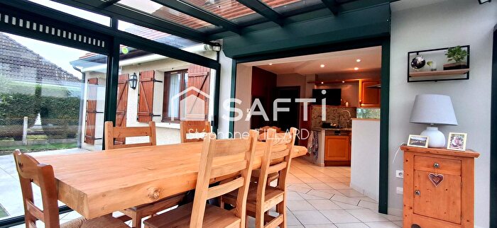 Maison à vendre - Noyers-Bocage - 6 pièces - 4 chambres