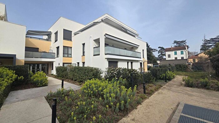Appartement 4 pièces à louer à Charbonnières-les-Bains