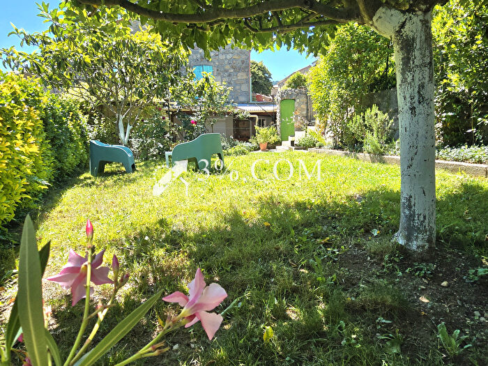 Maison 8 pièces à vendre - Les Ollières-sur-Eyrieux