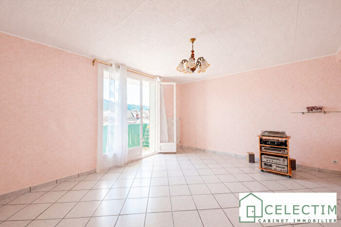 Appartement 3 pièces à Pontarlier, Le Stand, à vendre
