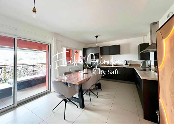 Saint-Maurice-de-Beynost - Appartement 4 pièces à vendre