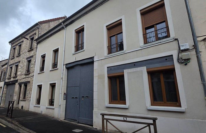 Centre Ville, Pierrelaye : Maison 5 pièces à louer