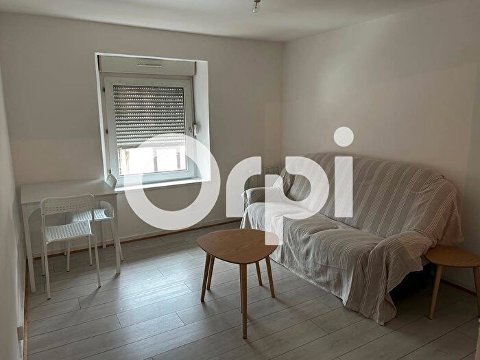 Appartement à louer - Vigne-Roche des Fées-Purgatoire, Saint-Dié-des-Vosges - 2 pièces - 1 chambre