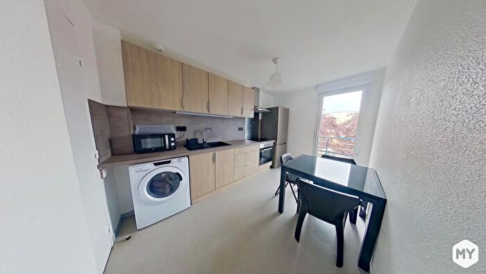 Appartement à louer - Aubière - 3 pièces - 2 chambres