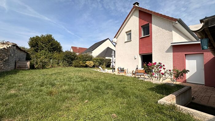 Maisons à vendre et appartements à louer - 1