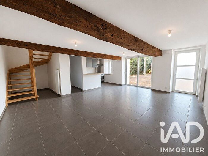 Maison 4 pièces à Val d'Erdre-Auxence, à louer