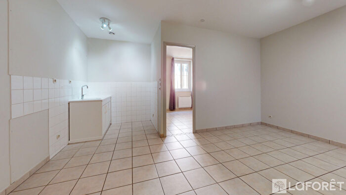 Appartement à vendre - Villefranche-sur-Saône, Centre-ville - 2 pièces - 1 chambre