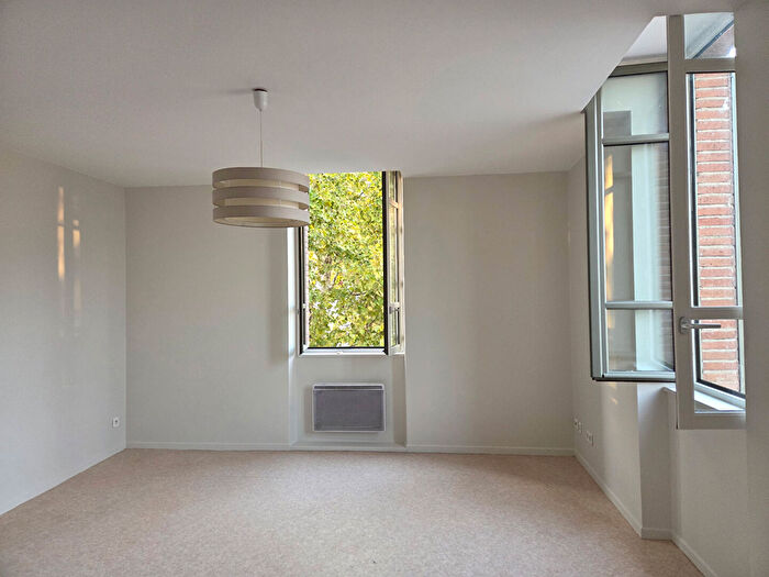 Caussade : Appartement 2 pièces à louer
