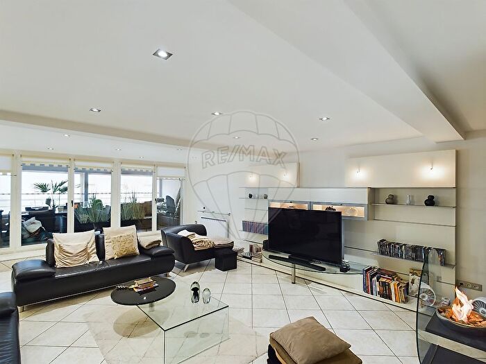 Appartement à vendre - Thionville, Guentrange - 3 pièces - 2 chambres