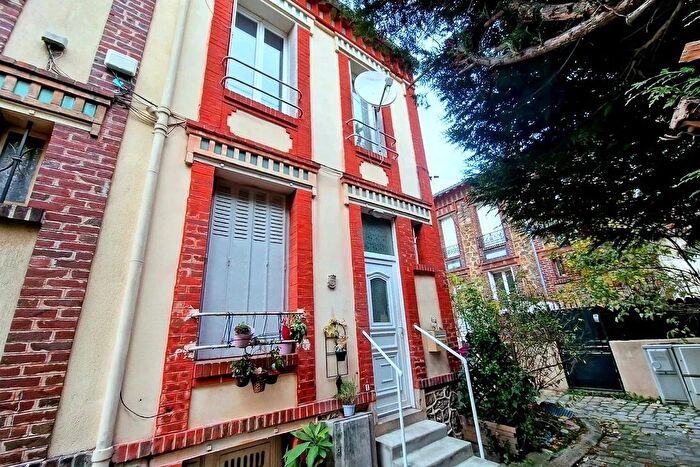 Maison 5 pièces à vendre - Noisy-le-Sec, Centre-ville, Gare