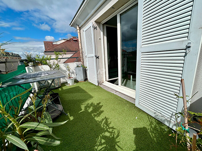 Appartement 3 pièces à Poissy, Saint-Exupéry, à vendre