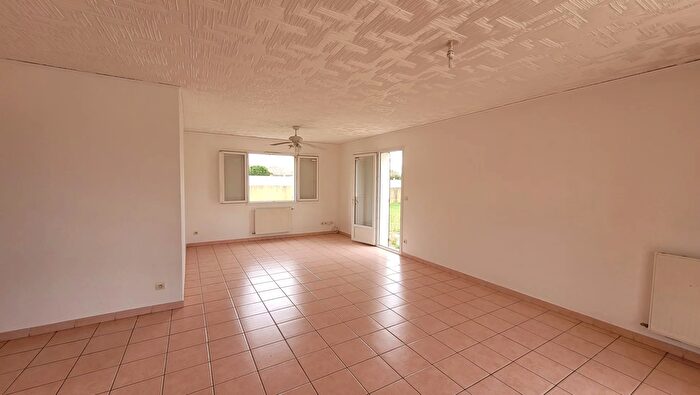 Maison à louer - Portes-lès-Valence - 5 pièces - 4 chambres