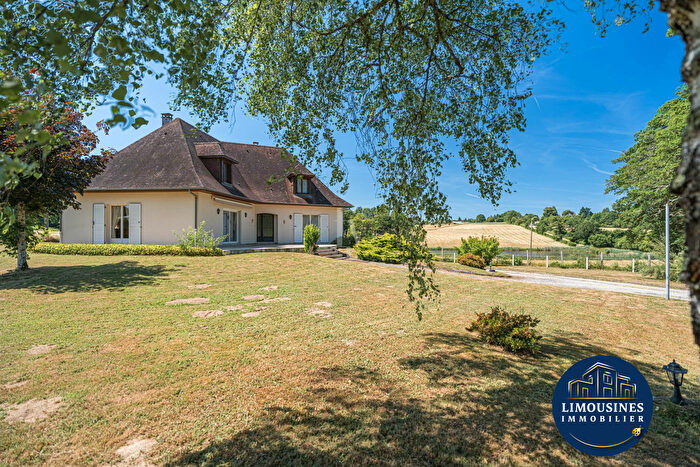 Maison à vendre - Feytiat - 8 pièces - 5 chambres