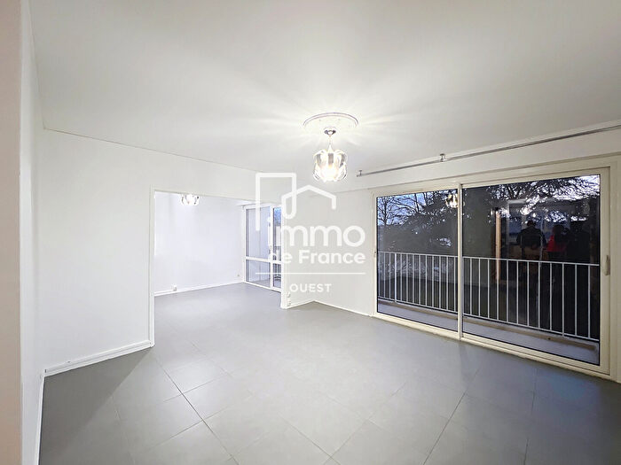 Appartement à louer - Laval, Saint-Nicolas - 5 pièces - 3 chambres