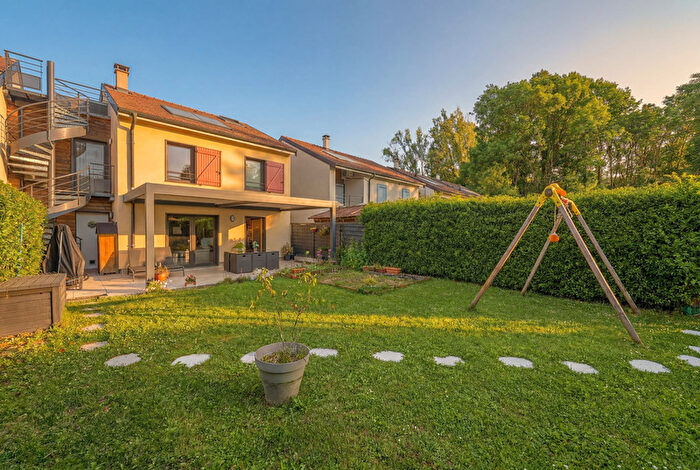 Maison 6 pièces à Versonnex, à vendre