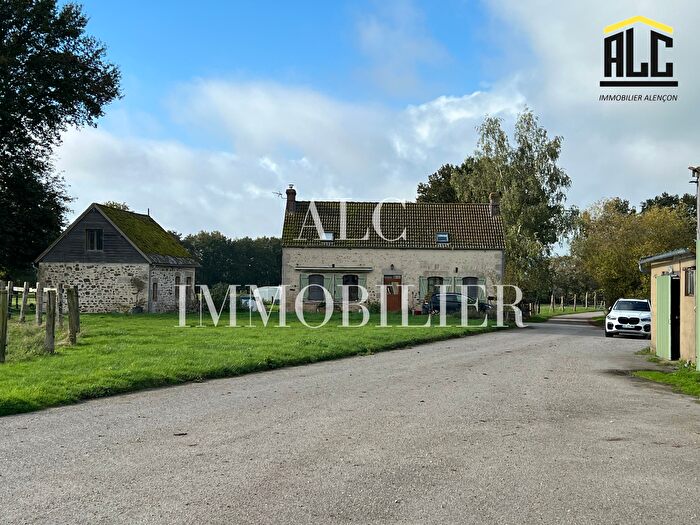 Maison à vendre - Roullée - 5 pièces - 3 chambres