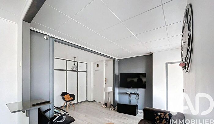 Appartement à louer - Montet-Octroi, Vand uvre-lès-Nancy - 5 pièces - 4 chambres