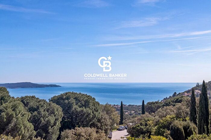 Maison à vendre - Cavalaire-sur-Mer, Le Parc- Frais Vallon, Le Jas - 9 pièces - 5 chambres