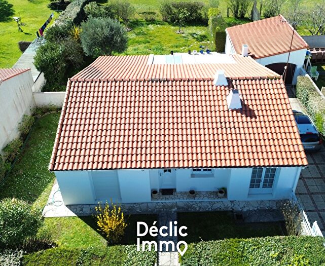 Maison à vendre - Château-dOlonne - 6 pièces - 4 chambres