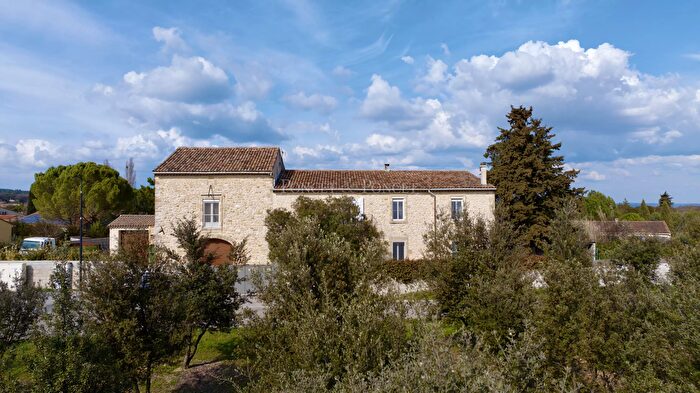 Maison à vendre - La Calmette - 9 pièces - 4 chambres