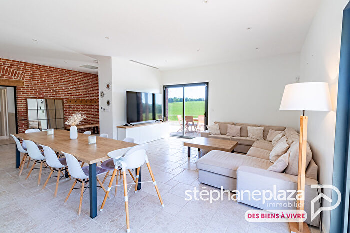Maison 7 pièces à Curtafond, à vendre