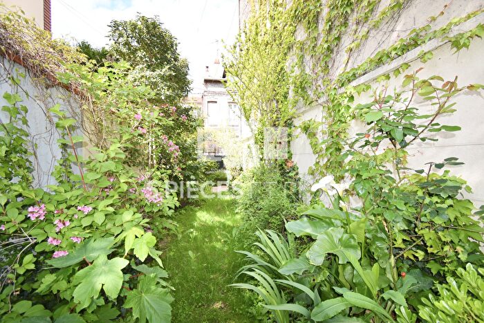 Maison à vendre - Colombes, Agent Sarre - 7 pièces - 5 chambres