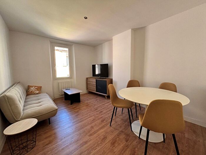 Appartement à louer - Gémenos - 2 pièces - 1 chambre