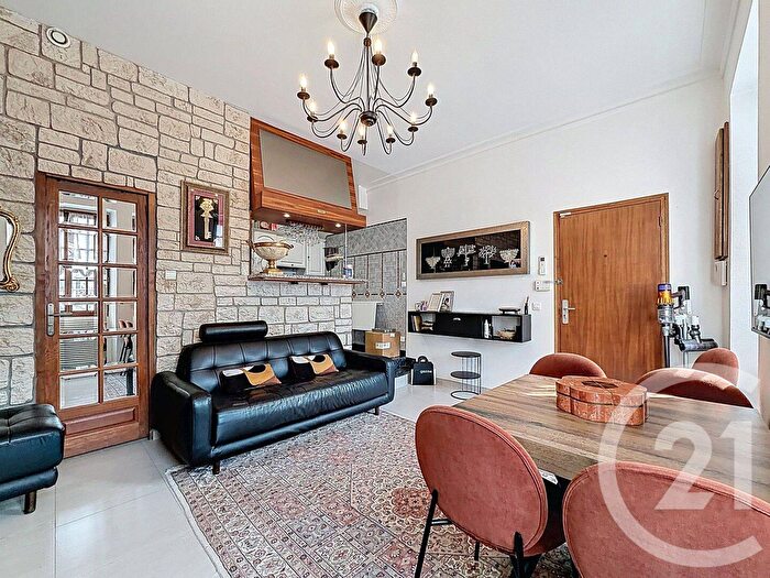 Appartement 3 pièces à Saint-Maurice, à louer