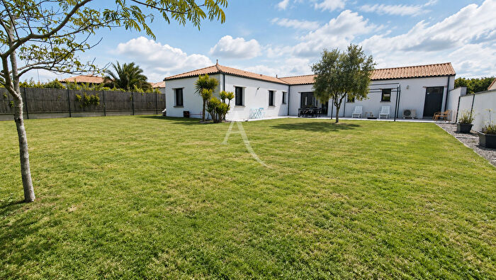 Maison 6 pièces à vendre à Poiroux