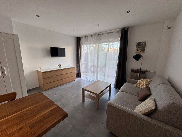 Appartement à louer - Mourillon-Sud, Toulon - 1 pièce