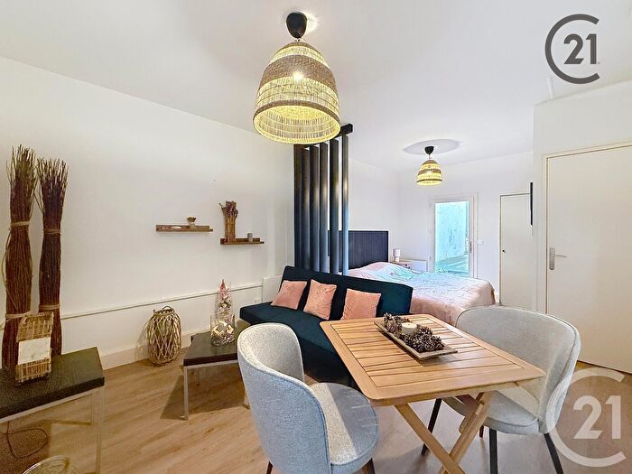 Appartement à vendre - Troyes, Cathédrale - 1 pièce